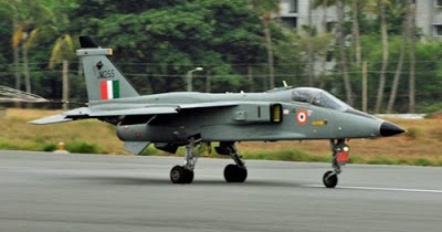Defensa y Armas: Avión de combate del Jaguar de la Fuerza Aérea de la ...