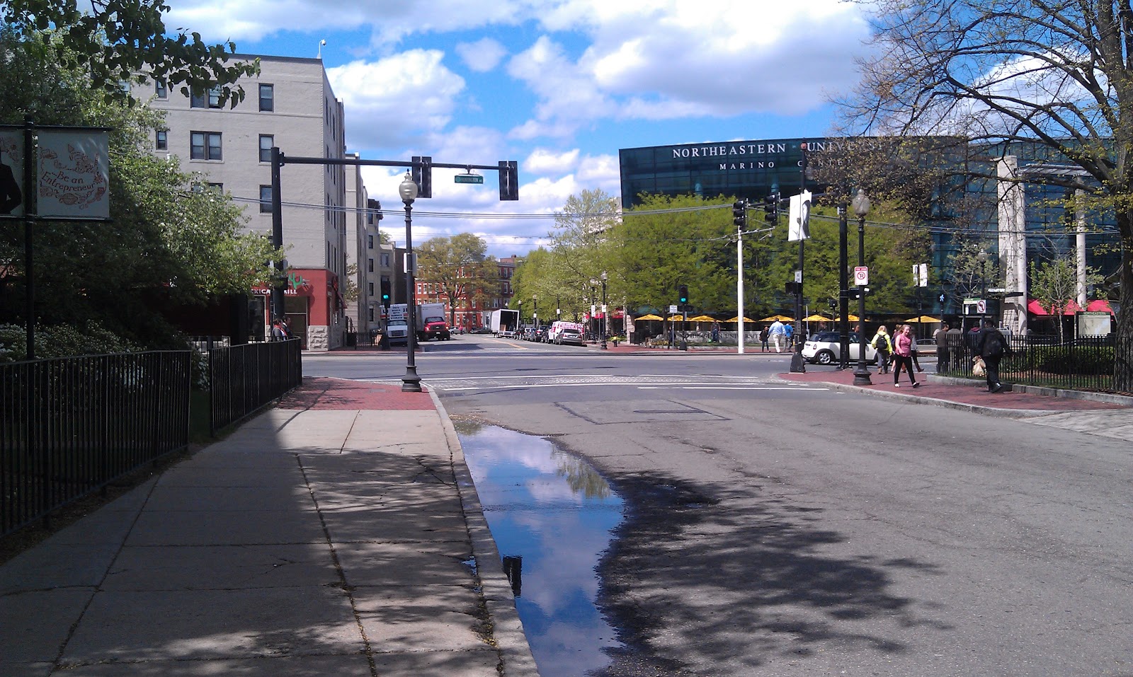Calm Streets Boston: Intersection of Huntington Avenue @ Forsyth Street