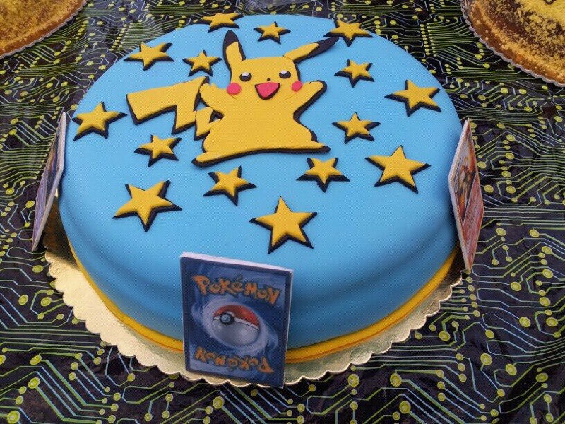 Alessandra Sweet Alex: TORTA POKEMON - PIKACHU