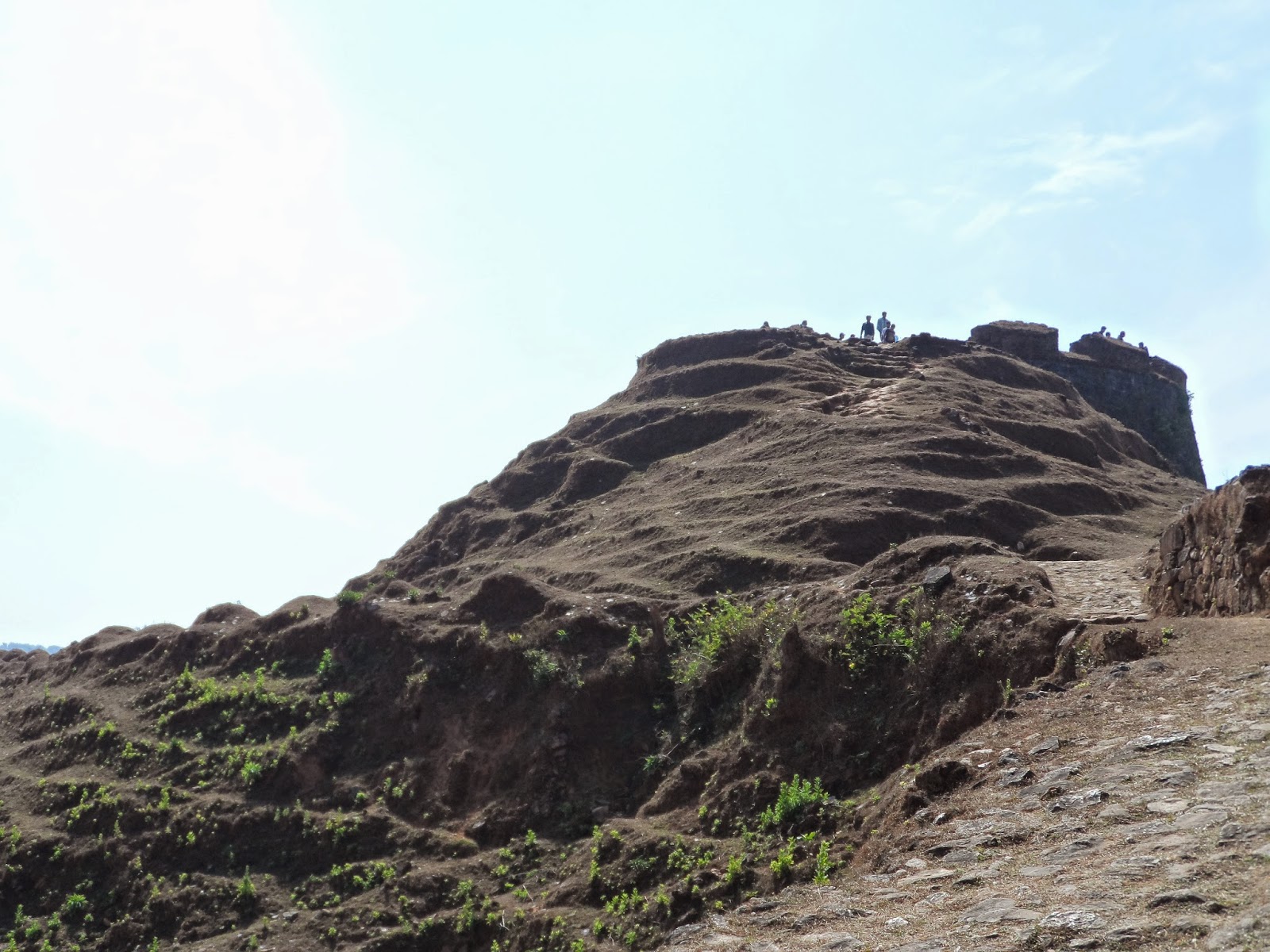 Being Nomadic...: Kodachadri Trek, Hidlumane Waterfalls & Nagara Fort