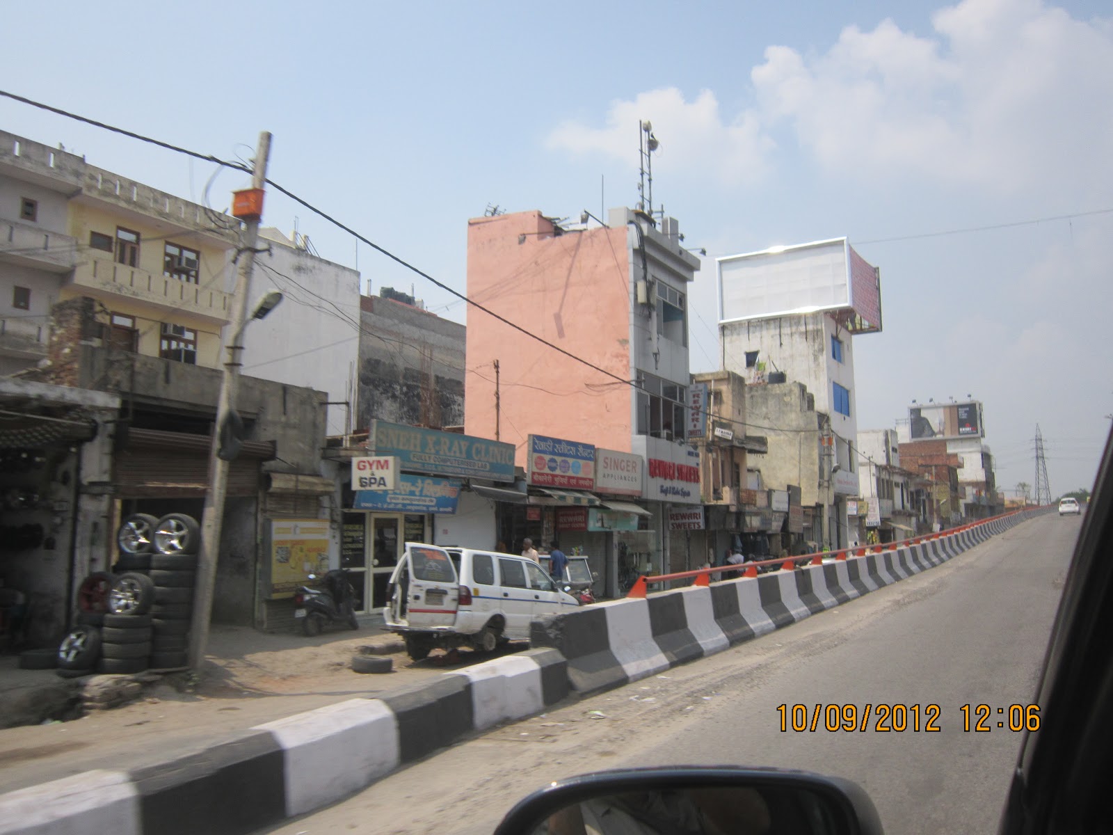 Tilak Nagar : S D Mandir Market: Delhi: September 2012
