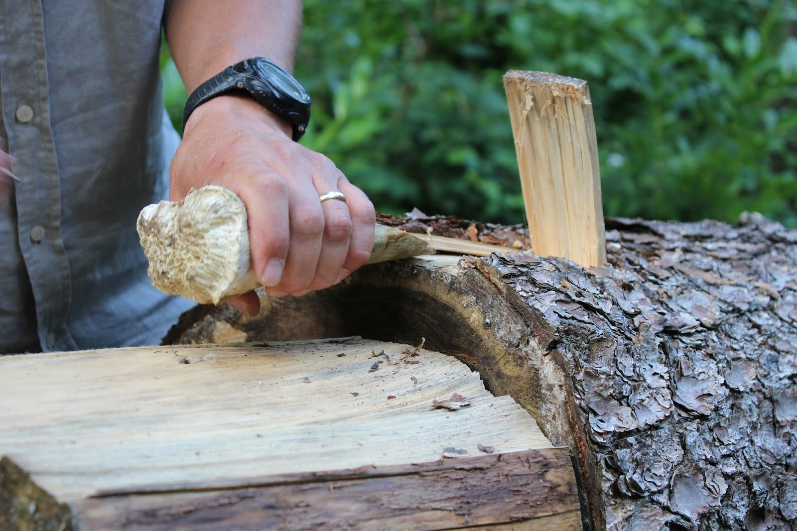 Bouldnor-Butser Mesolithic Woodworking Project: Working wood in Westwood