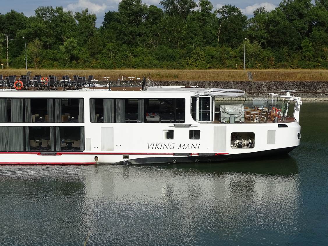 Ships Photo Gallery: Viking Mani Many boat at Ottmarsheim on the Rhin Rive