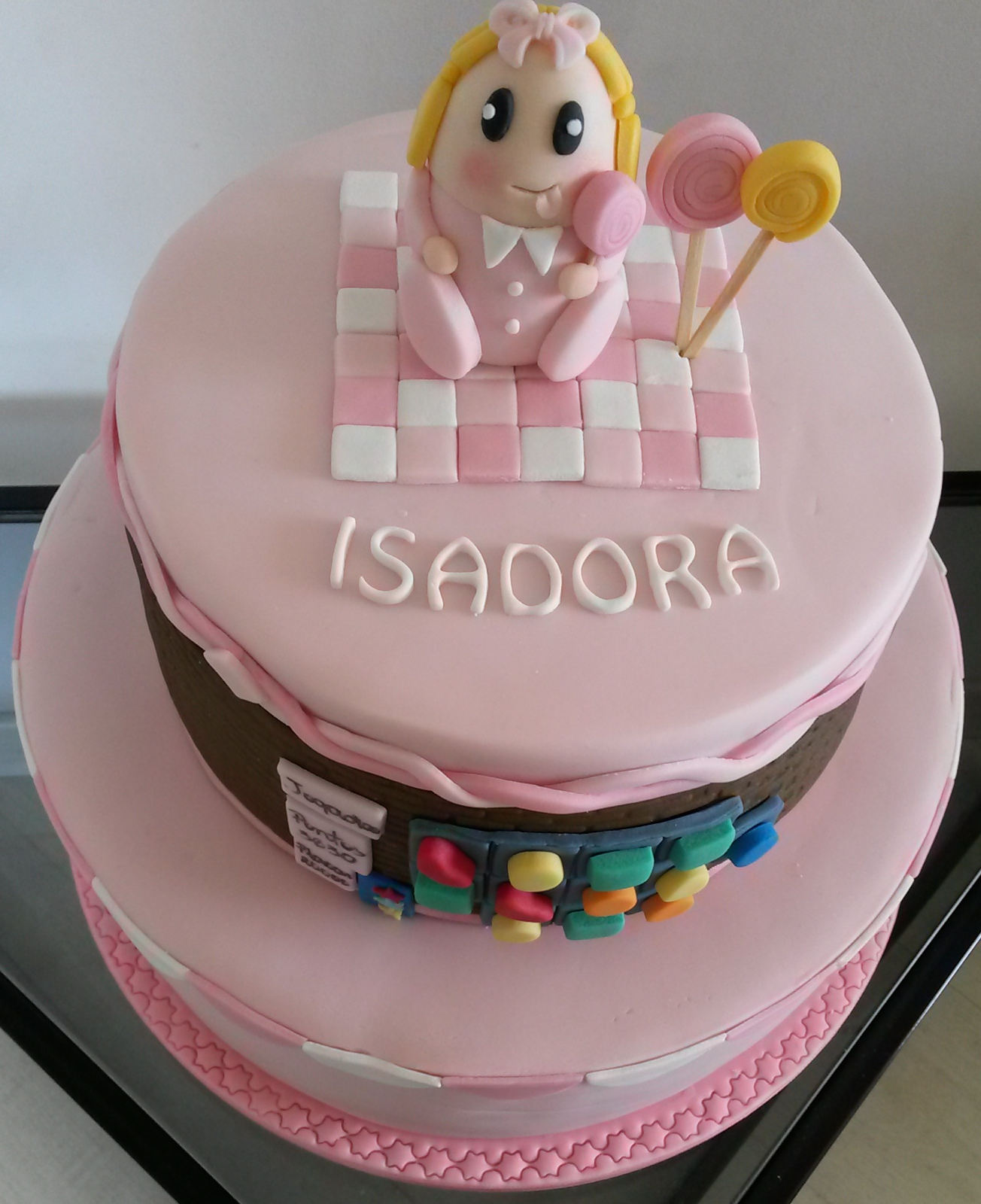 Atelier Lalu: Bolo Candy Crush da Isadora