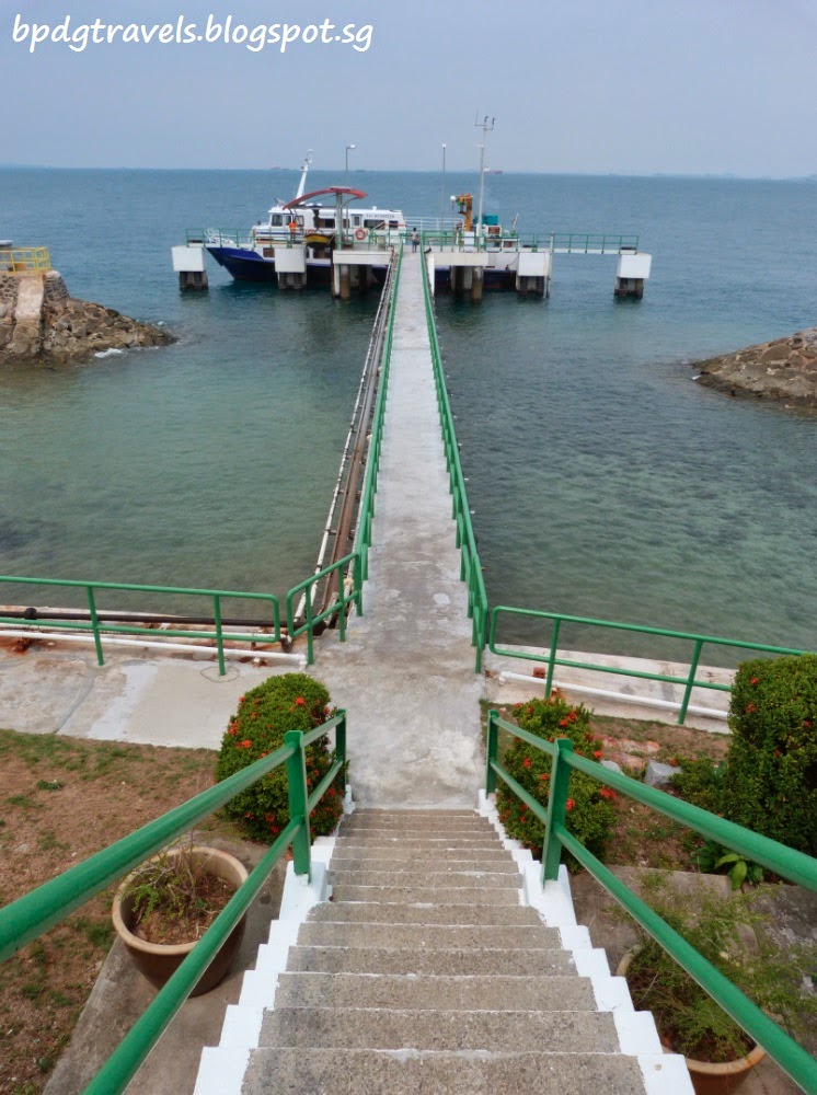 ~ Visit to Raffles Lighthouse (Pulau Satumu) ~ | BPDGTravels - Building ...