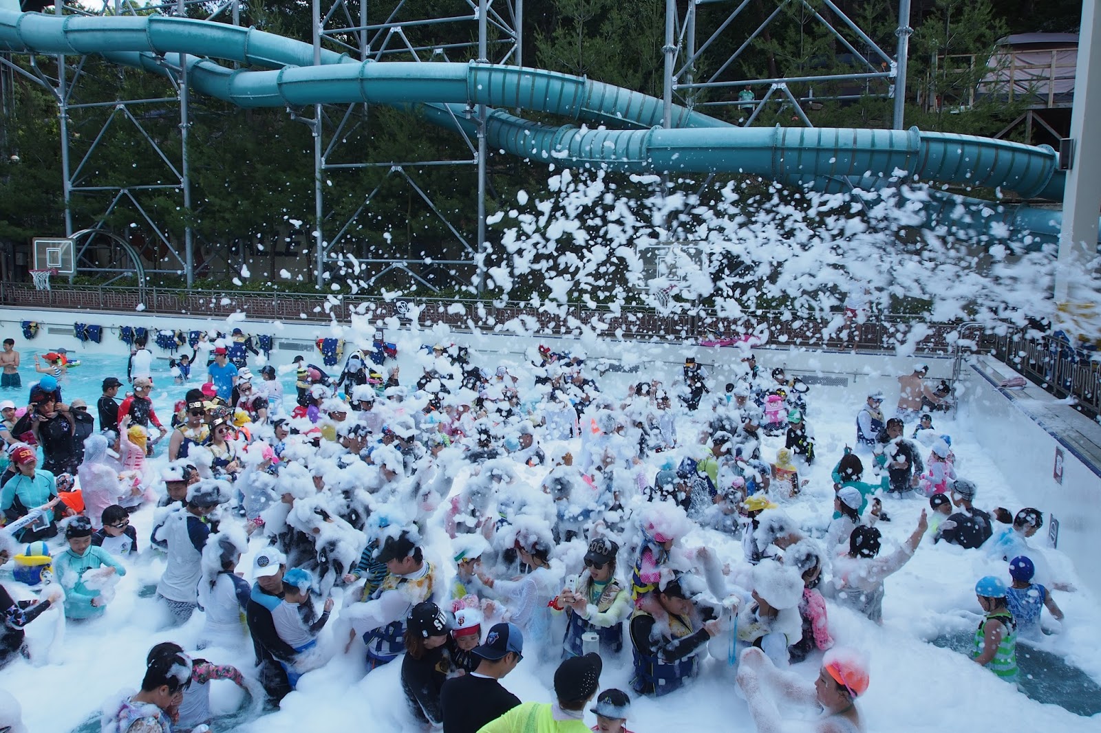 Summer Water Park Getaway in Korea - Spa Valley with Hot Spring and ...