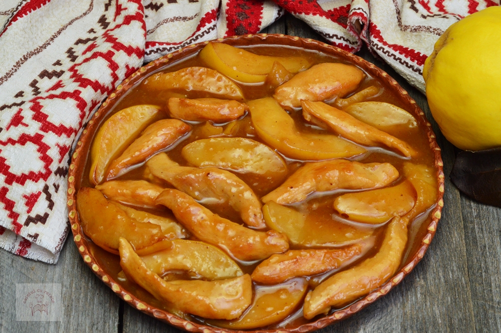 Mancare de pui cu gutui - CAIETUL CU RETETE