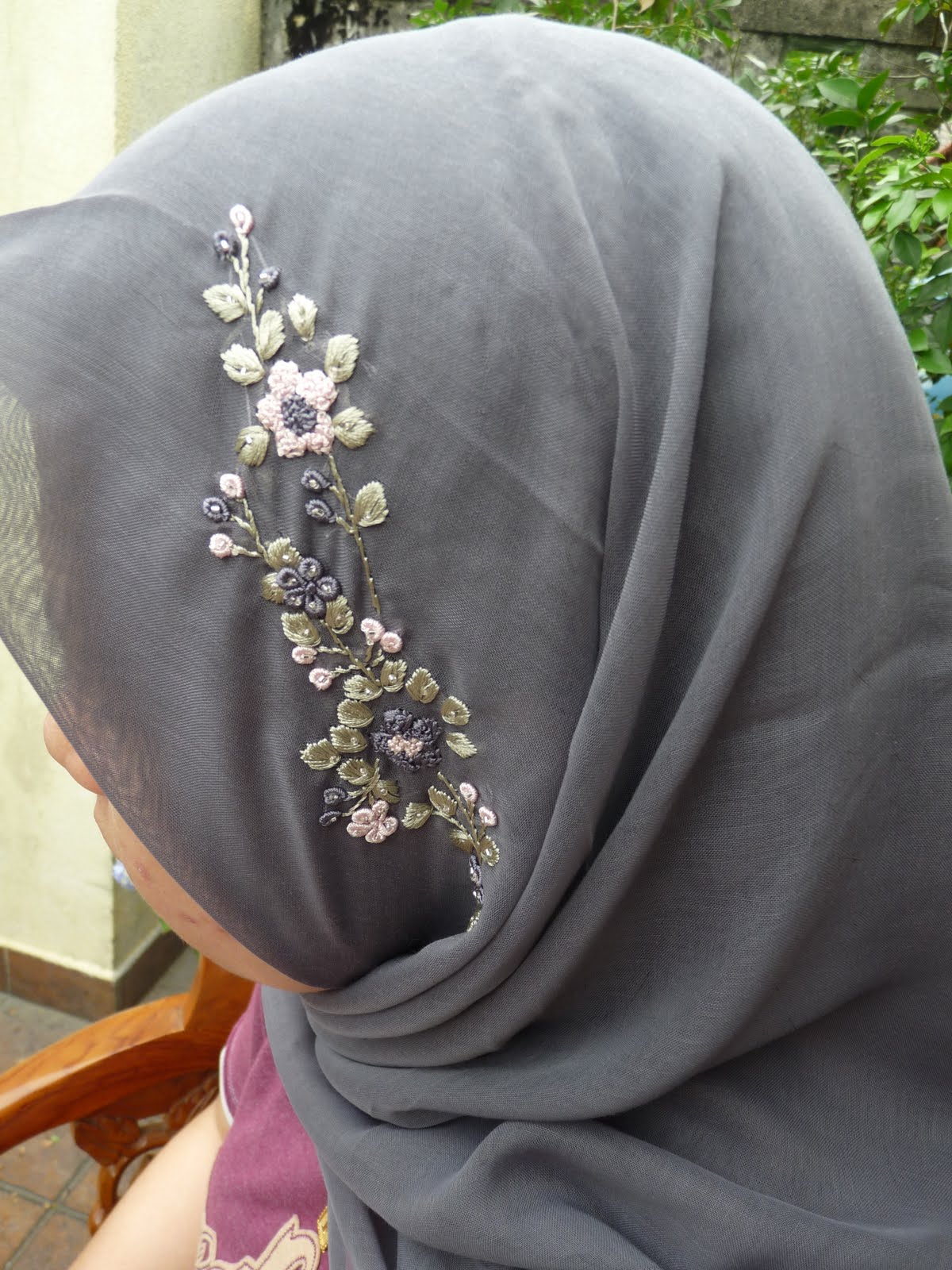 Faasz Koleksi Tudung Bawal Crown, Telekung dan Aksesori: Sulam Bunga ...