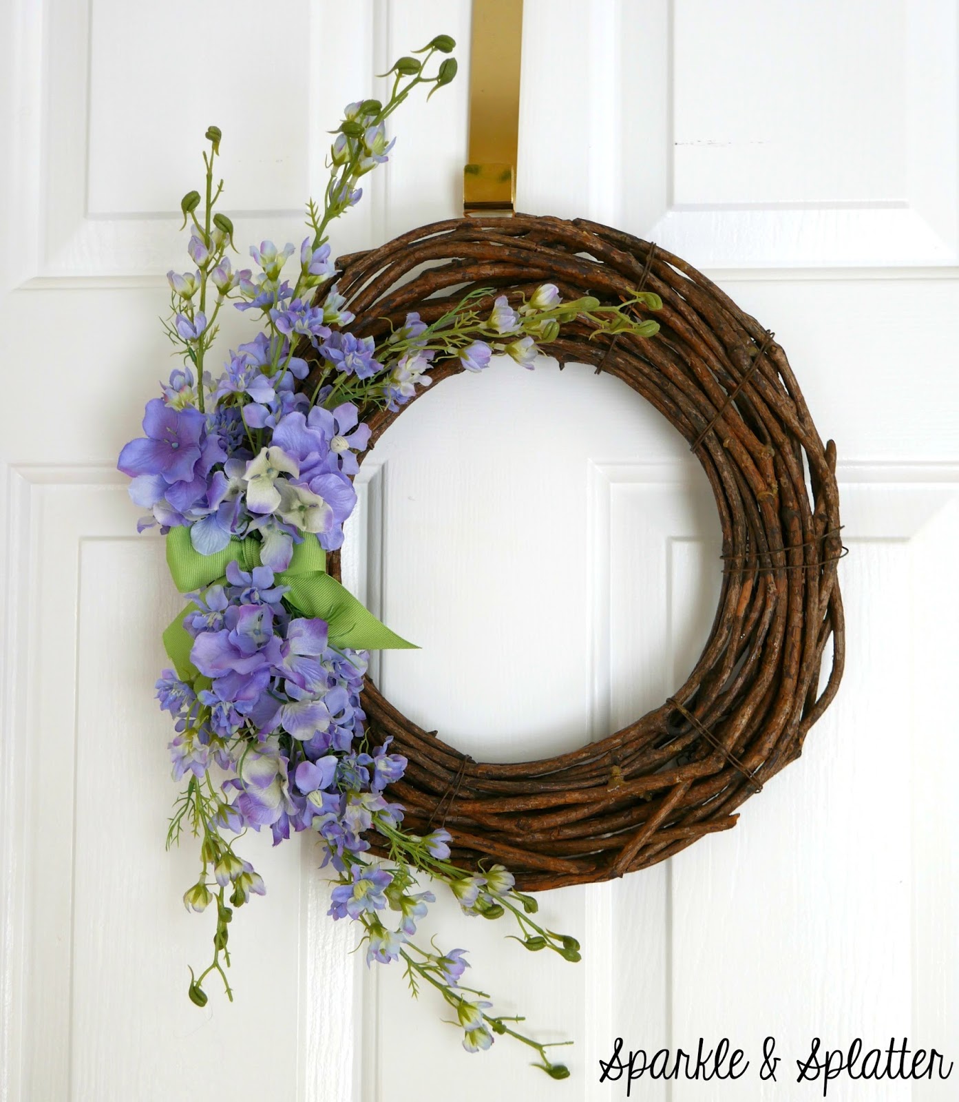 Sparkle and Splatter: Spring Spray Wreath!