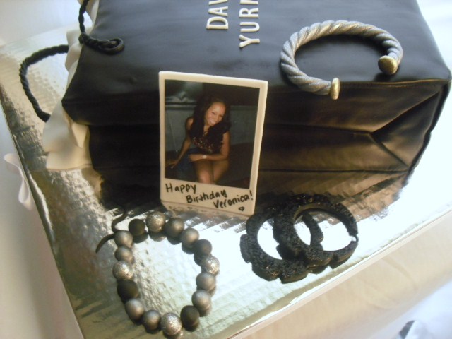made FRESH daily: David Yurman Shopping Bag Cake!