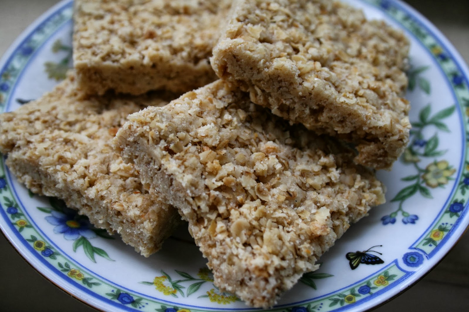 Annie à la Mode: Scottish Oat Shortbread Squares (Grandmother's Recipe)
