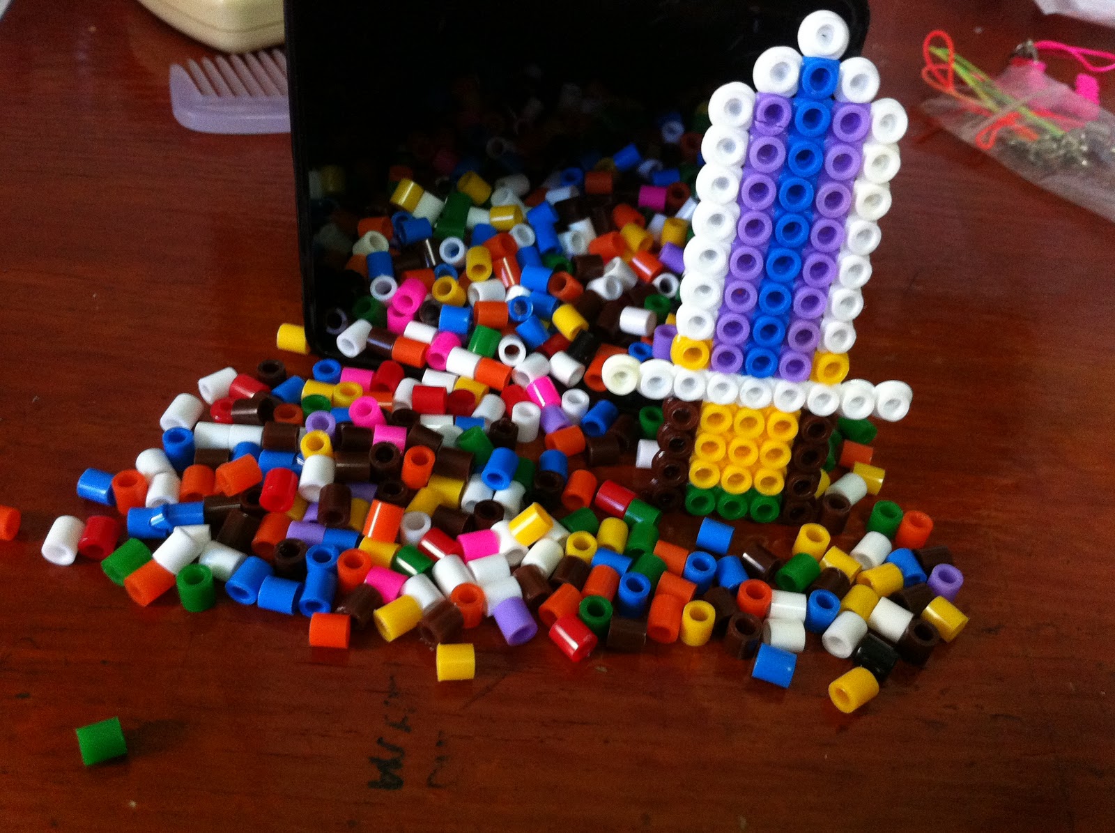 Maniacshoppingzxc: Pyssla designs