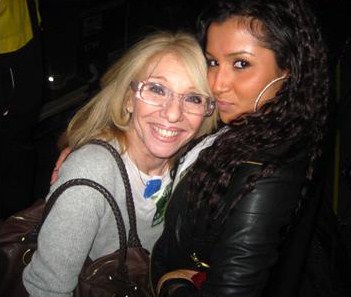 Mááry: Drake introduz o Ano Novo Com Ex-Namorada