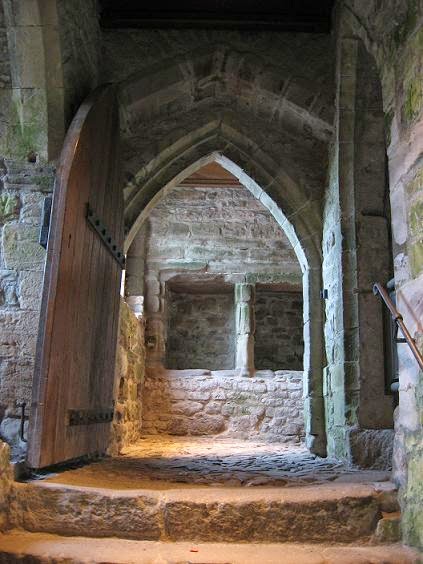 The Lost Fort: Chepstow Castle, Part 2: From Edward II to the Tudors