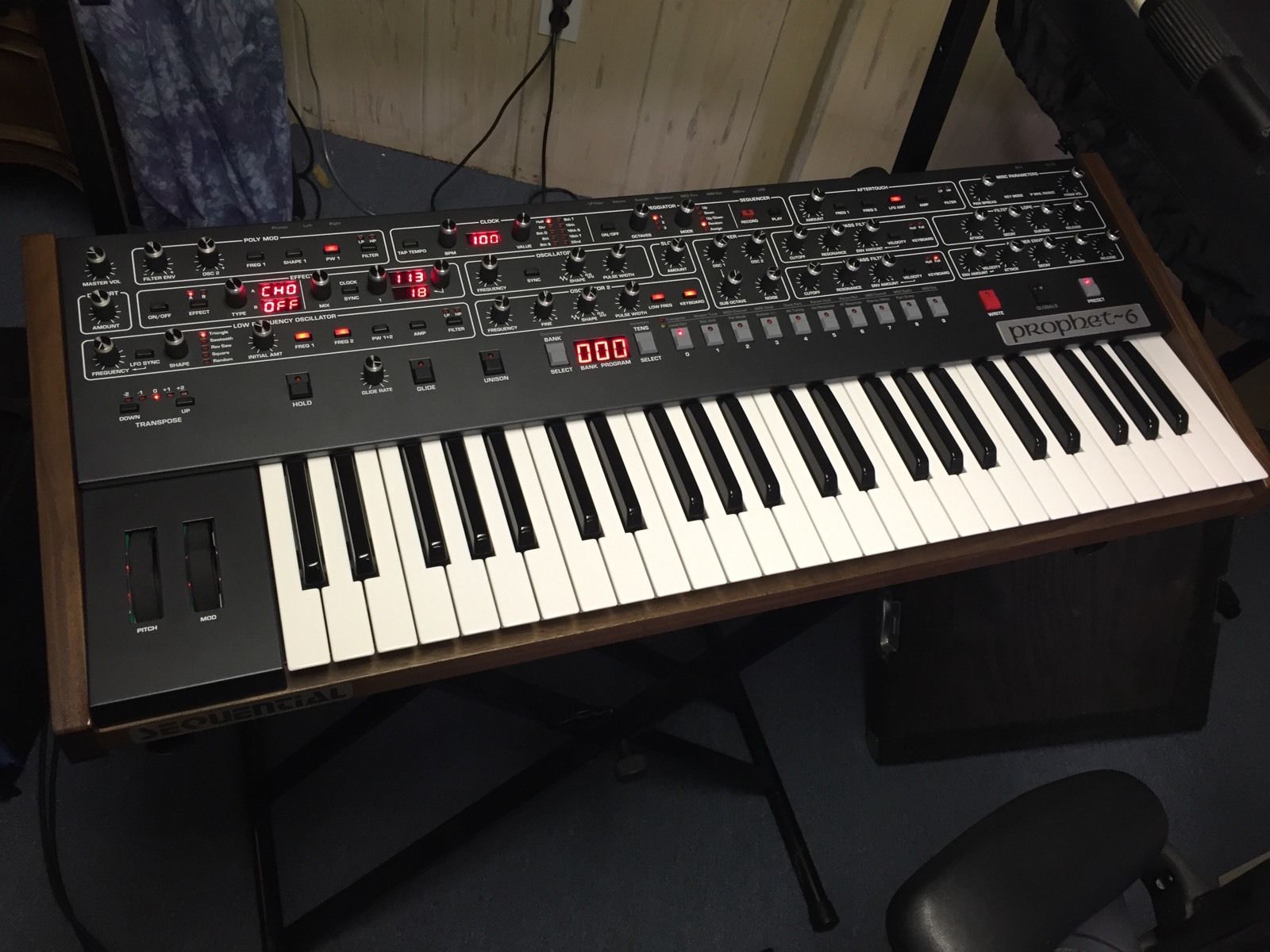 MATRIXSYNTH: Dave Smith Instruments Sequential Prophet 6 Polyphonic ...