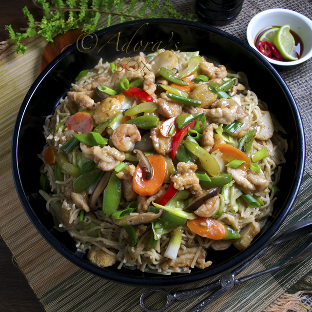 Adora's Box: PANCIT CANTON