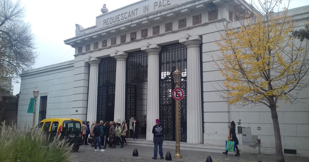 Villa Raffo Fundador y pobladores: MAUSOLEO