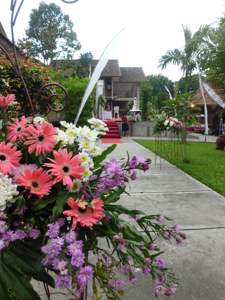 Alamanda Puspita: Dekorasi Pelaminan Outdoor - dan Dekorasi Pemberkatan ...