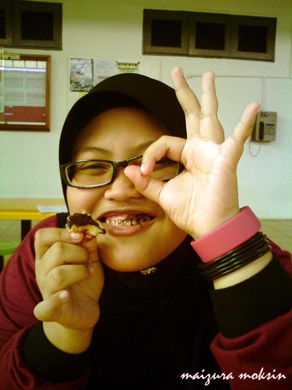 MAIZURA MOKSIN: CONTEST MIMIK MUKA PALING KELAKAR