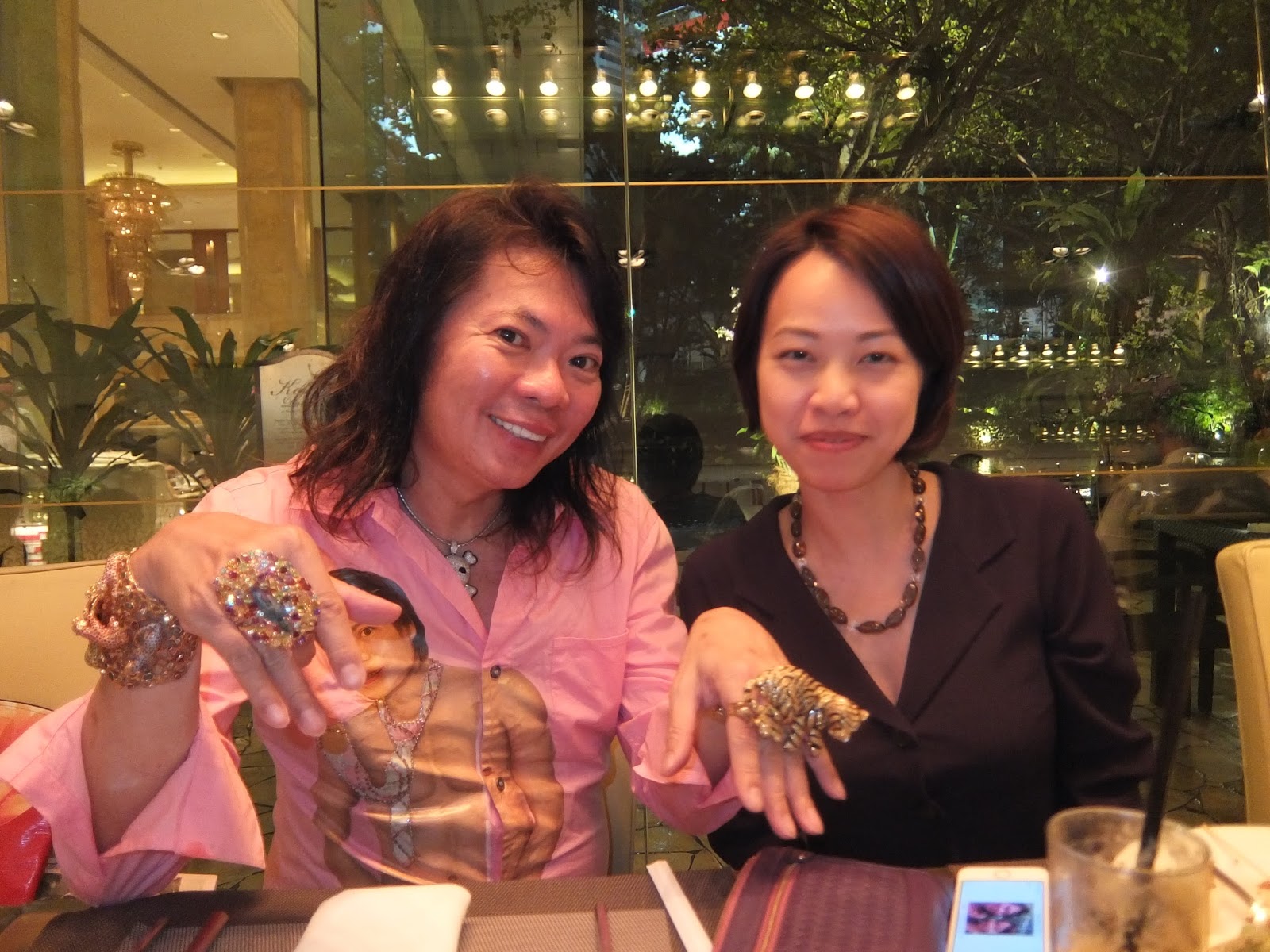 Kee Hua Chee Live!: CAROL KONG, PUBLIC RELATIONS MANAGER OF SHANGRI-LA ...