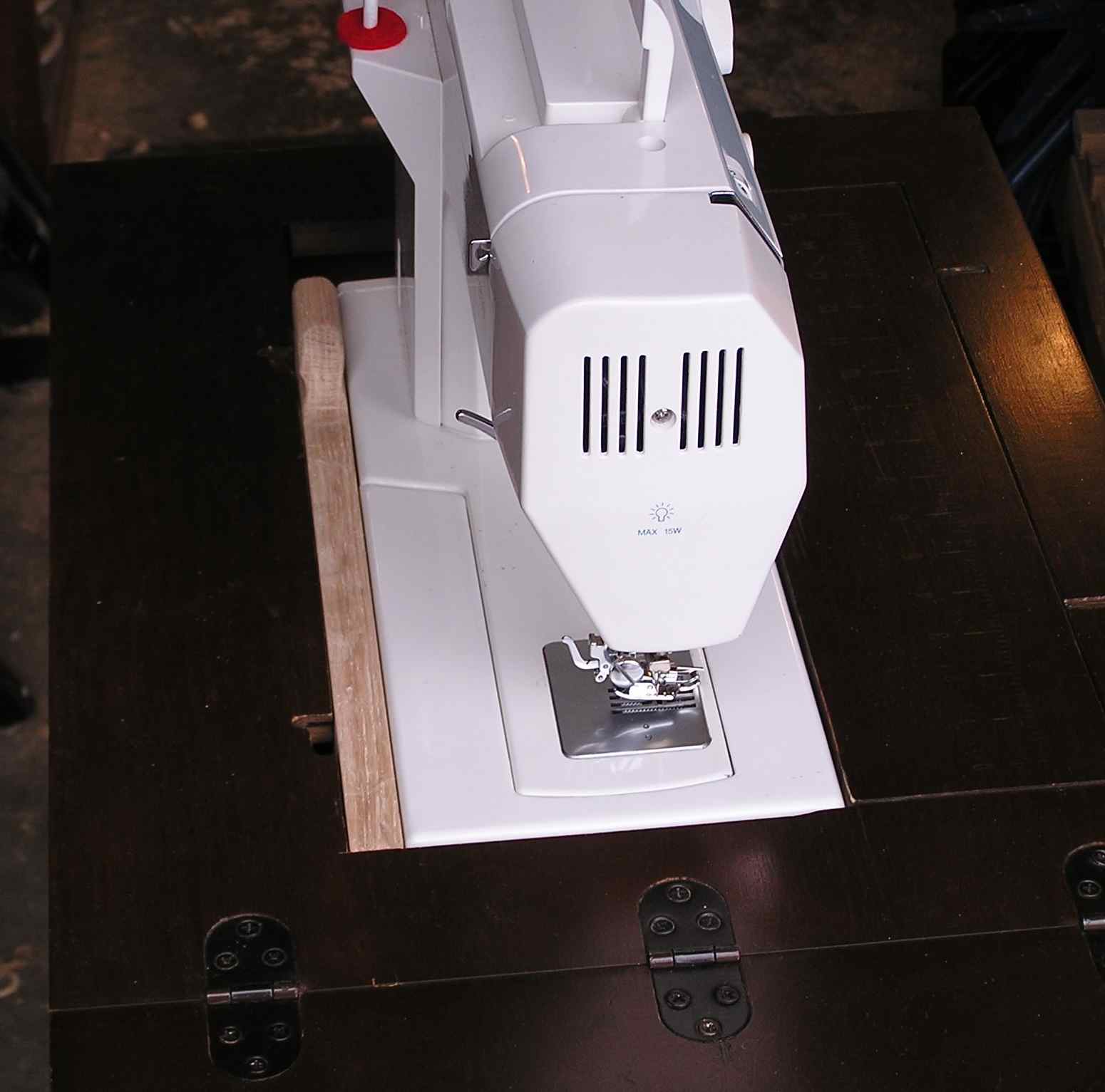 Building Custom Desks: Sewing table modification