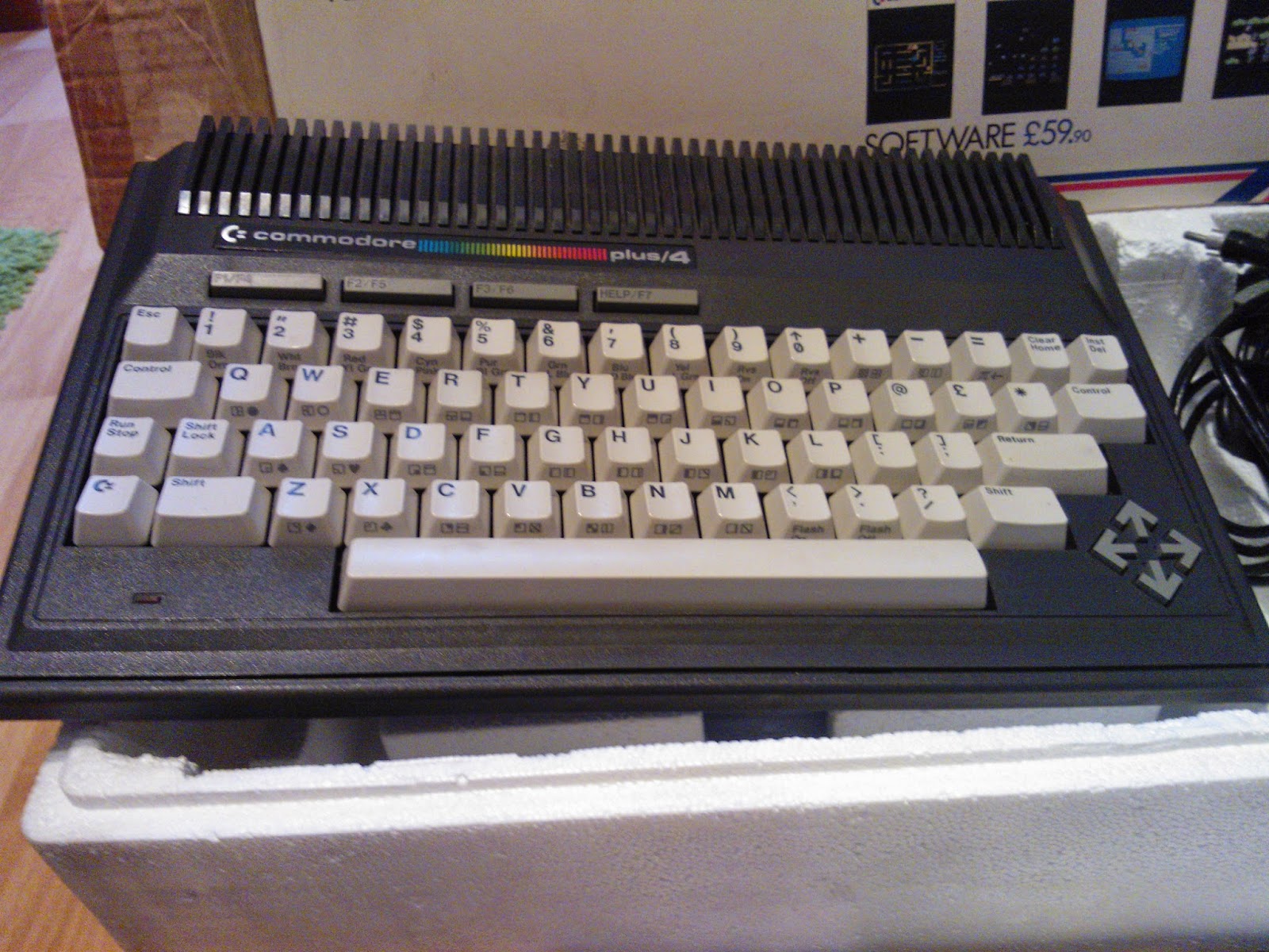 Cye's blog: Commodore Plus4