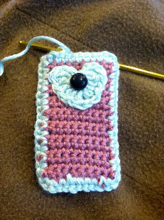 Everything Amber Skye: Ipod Mini Crochet Case