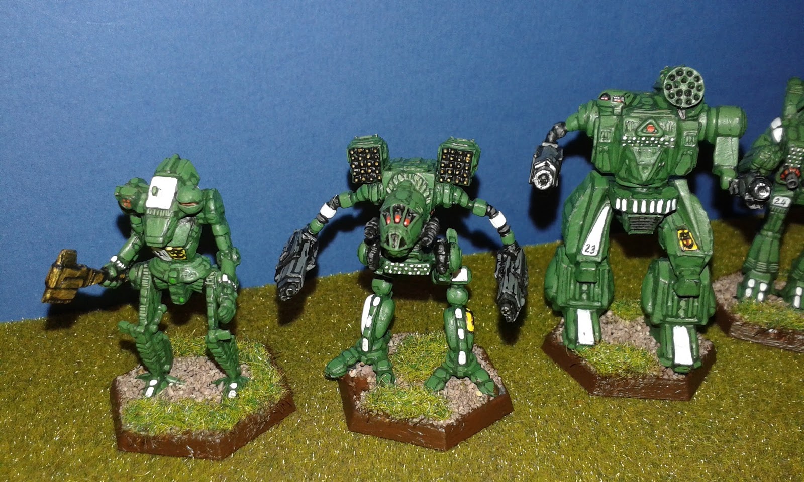 Hart of War Figure Painting and Basing Service: BATTLETECH ROBOTS