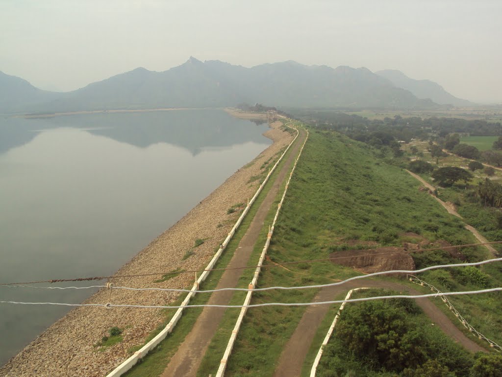 Tamilnadu Tourism: Manimuthar Dam, Kallidaikurichi