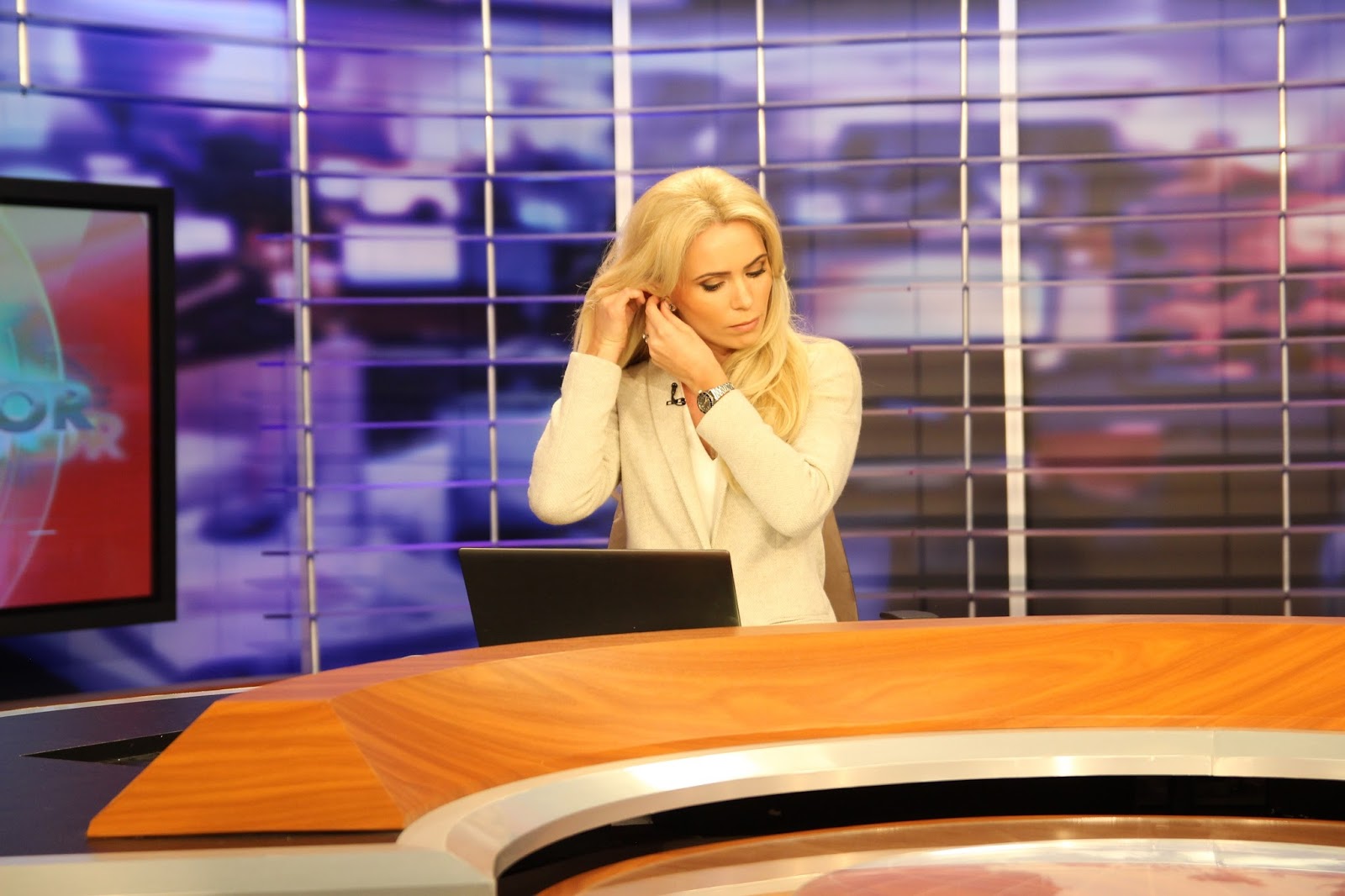 mymwly: Accentul prezentatorilor de stiri