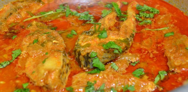 Amaravathi Ruchulu: KORRAMENU( FISH CURRY) CHAPALA PULUSU