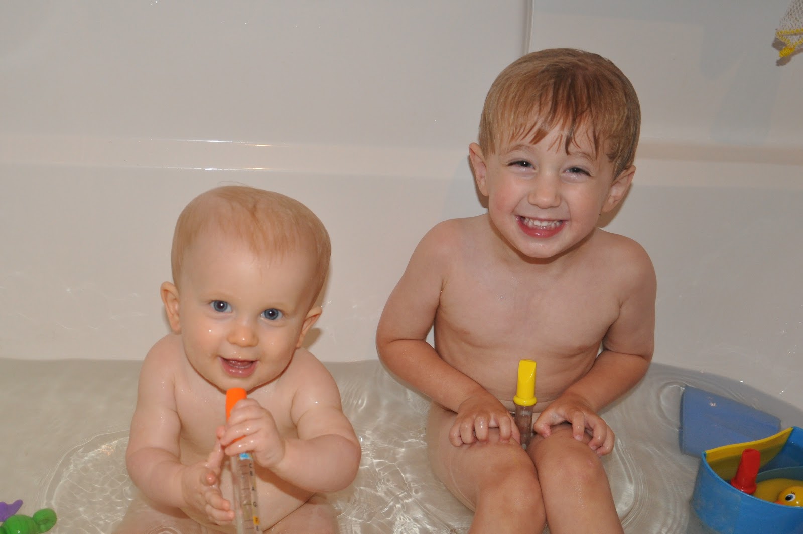 The Watt Family: Bath Time Fun