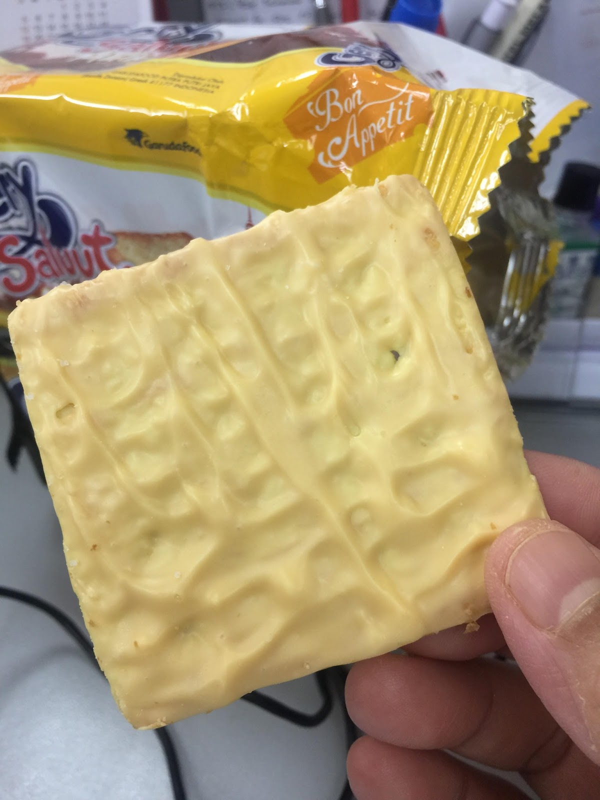 Bon Appetit Dengan Biskut Gery Saluut