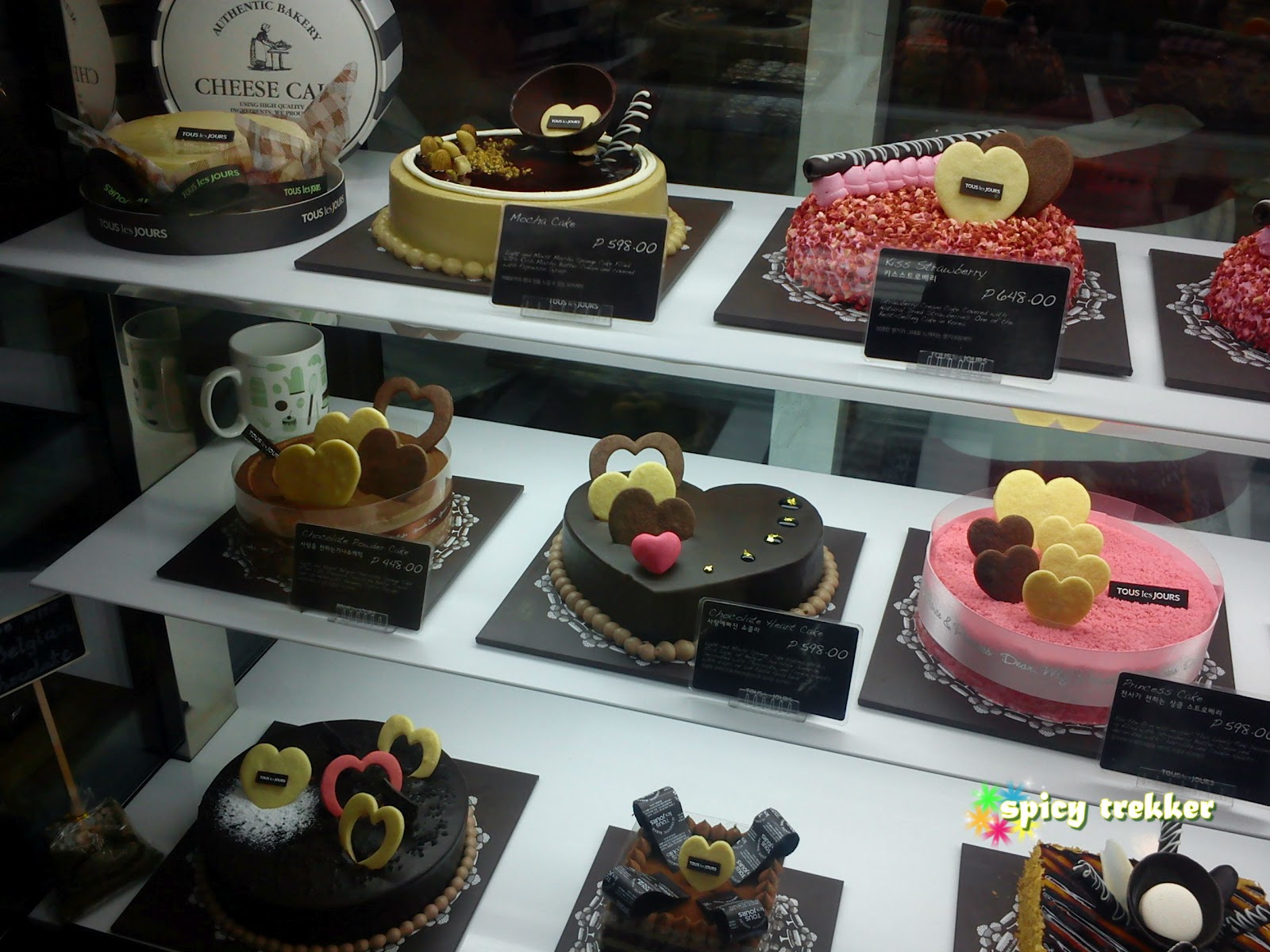 Fancy Korean Cakes from Tous Les Jour | Munch and Sip