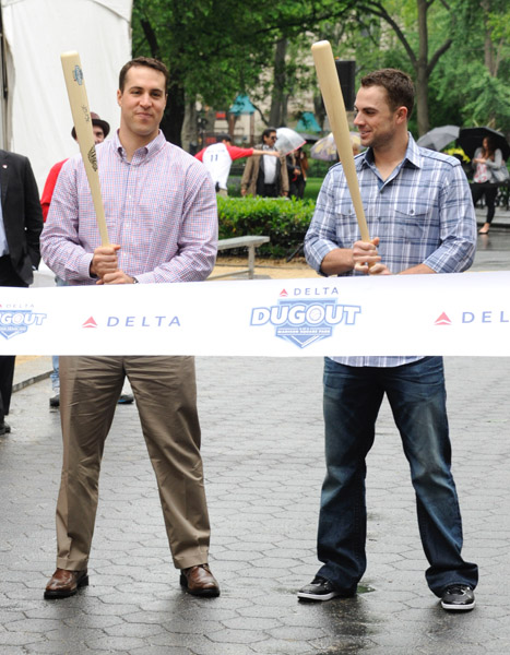 kenneth in the (212): David Wright Swings His Bat in Madison Square Park