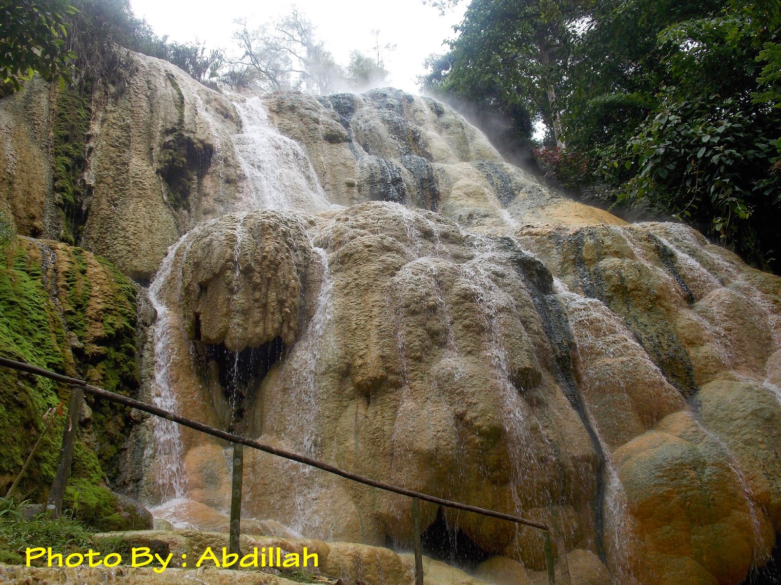 Catatan Travellingku: Pancuran 7 Purwokerto Air Terjun Belerang Hangat