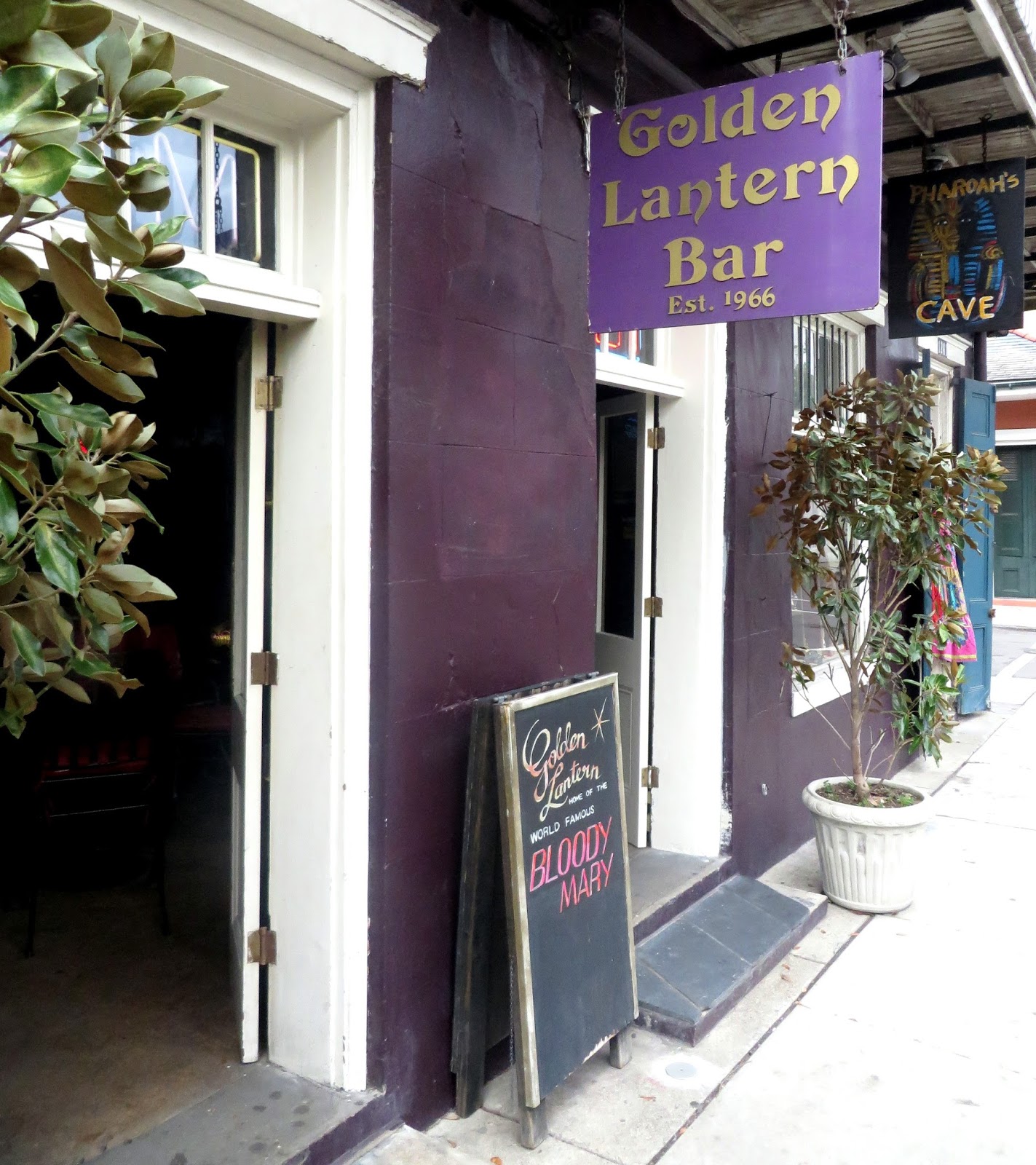 Rotgut.org Blog: #2443 - Golden Lantern, New Orleans - 3/16/2014