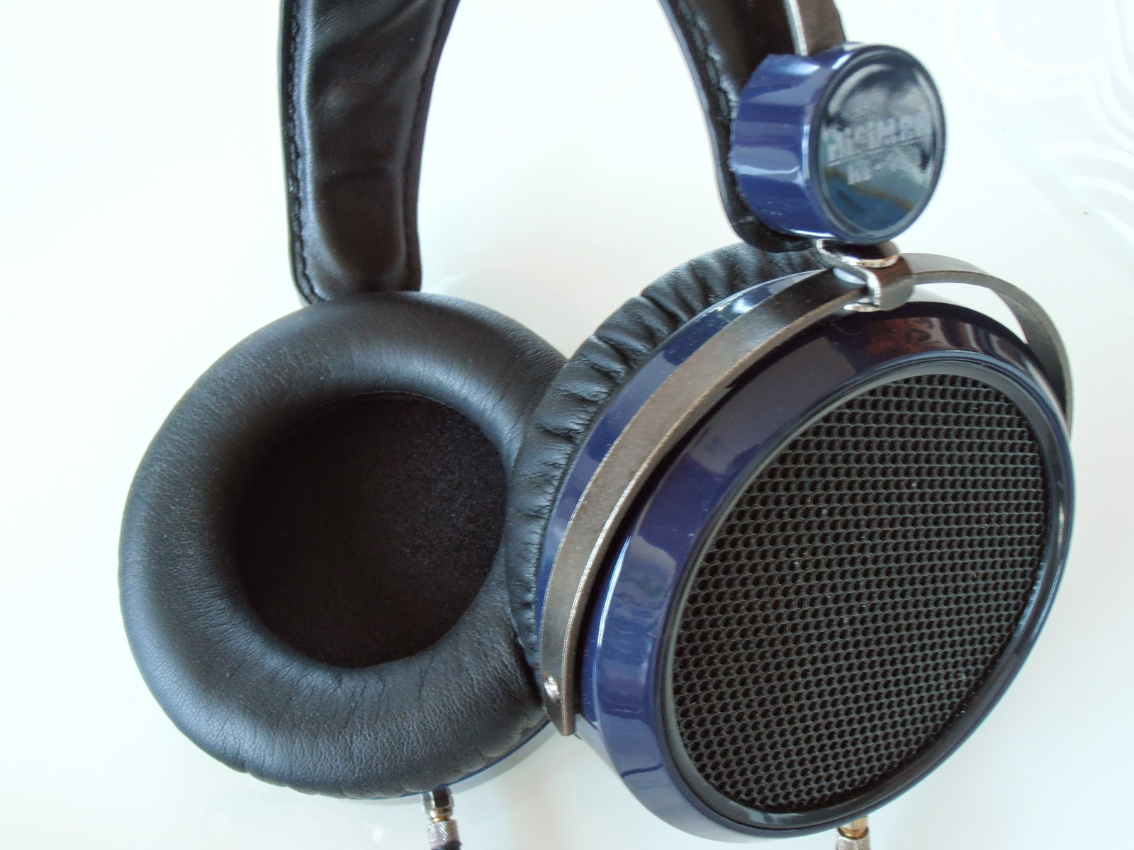 Stereo i Kolorowo - Underground: Słuchawki magnetostatyczne HiFiMan HE-400