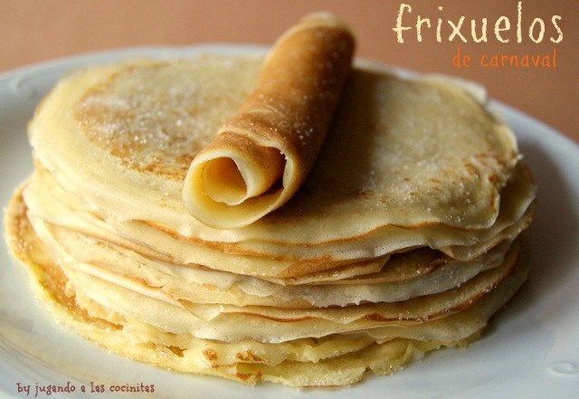 Jugando a las cocinitas: Frixuelos de carnaval (frisuelos o crepes)