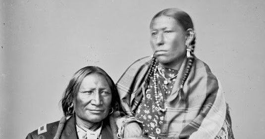 daily timewaster: Stone Calf and wife - Cheyenne 1871