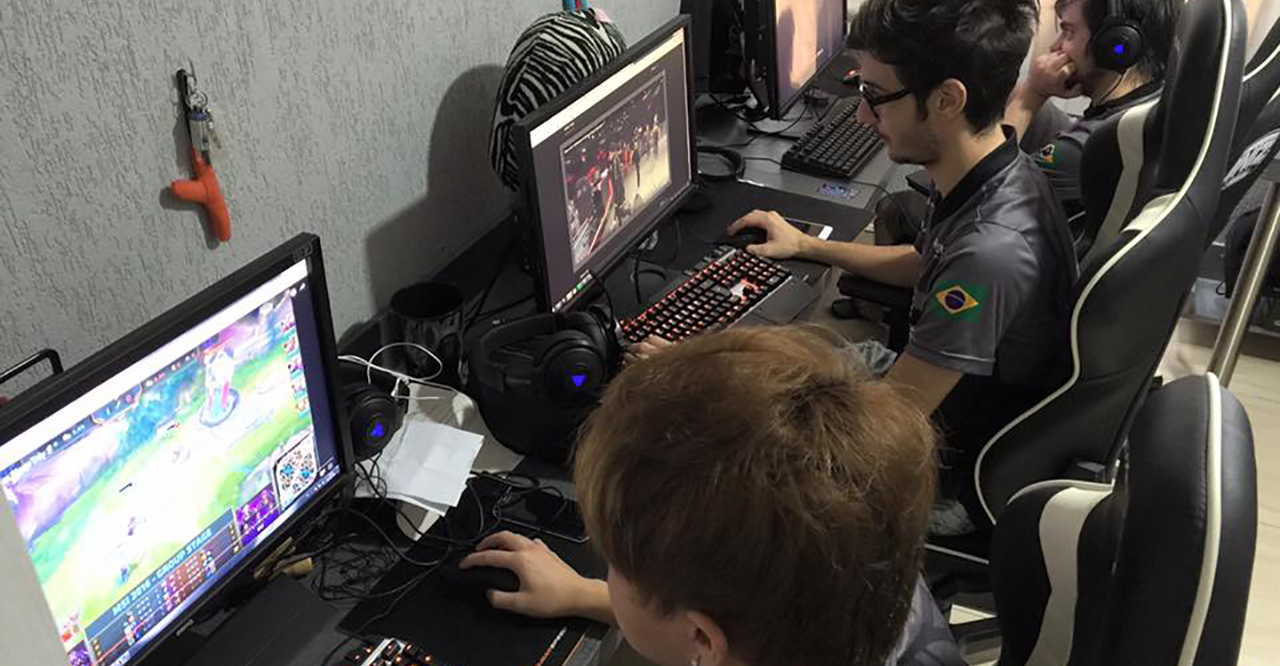 Equipe INTZ eSports Club leva a melhor em torneio de SMITE - GameBlast