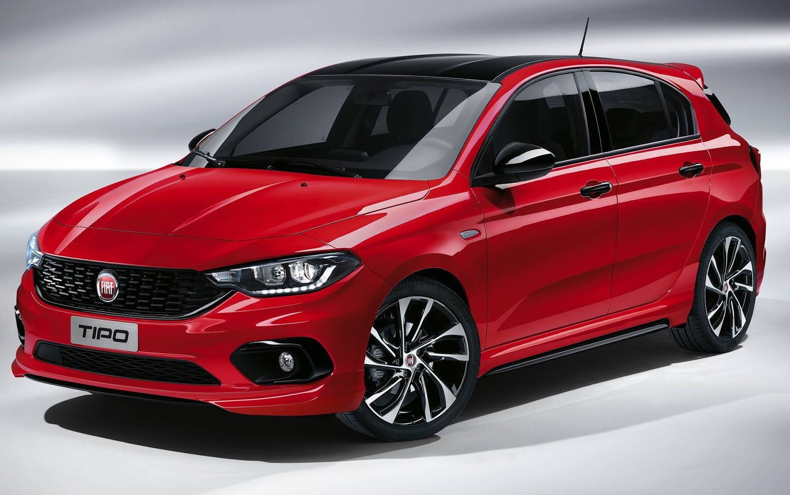 Fiat Tipo ganha versão Sport com motor 1.4 T-Jet 120 cv