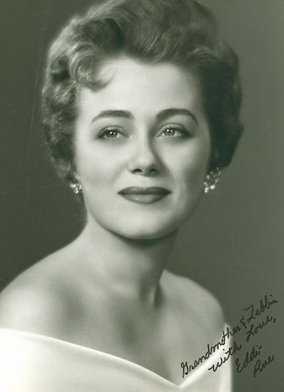 RUE McCLANAHAN | Segundo Plato Cine