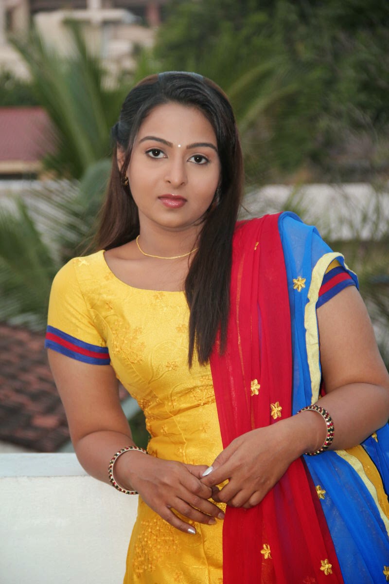 Samvrutha Sunil Latest Stills - Latest Movie Updates, Movie Promotions ...