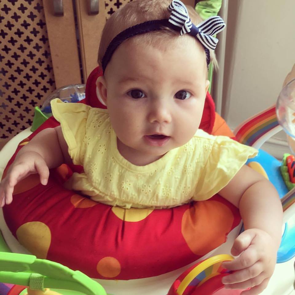 Chic Geek Diary: Ava - 5 Months Old