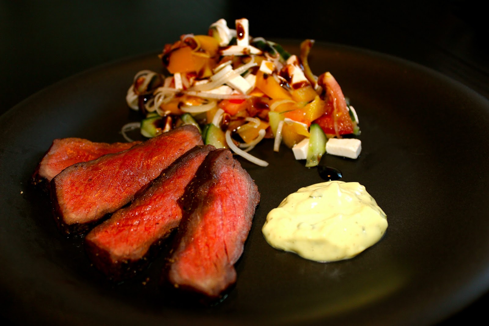 Karnivor: Grillad ryggbiff med äppelträrökning