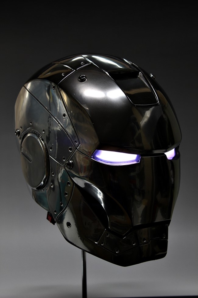 Build and Shoot: IRON MAN HEAD