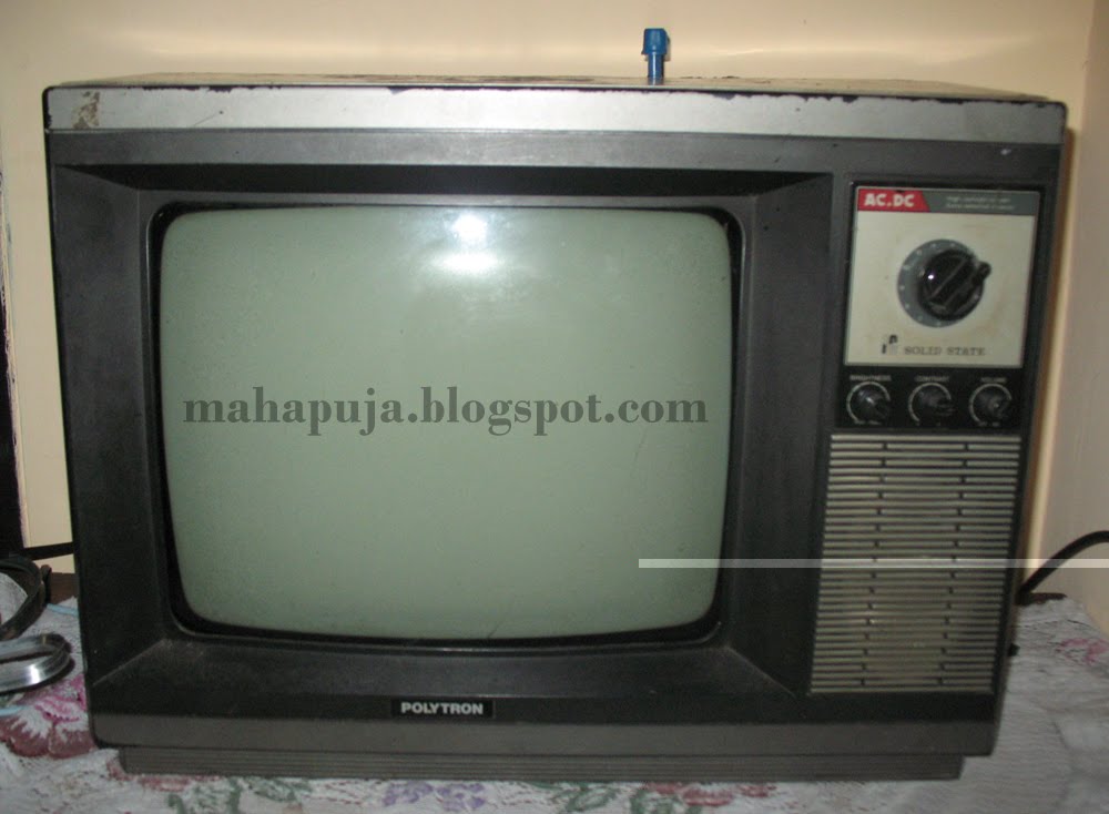 MAHAPUJA PRASASTI ANTIK GALERY: Televisi jadul Episode 2