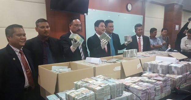 Tukar Tiub: DUIT RASUAH SABAH