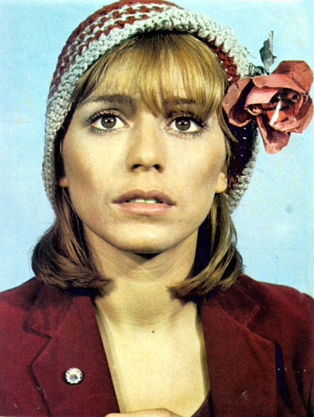 Astros em Revista: Wanda Stefânia Protagonista na Estréia